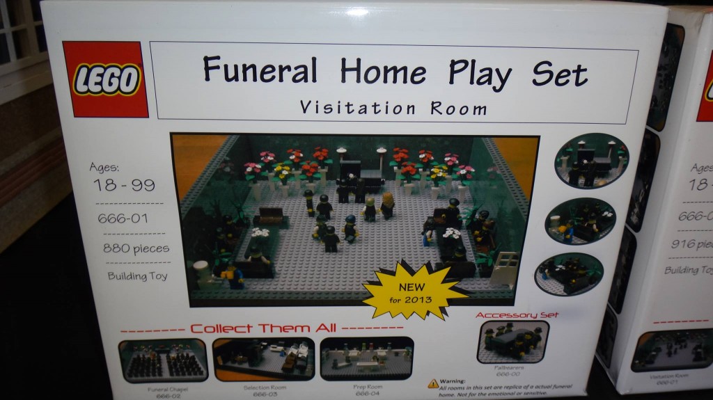 CONFESSIONS OF A FUNERAL DIRECTOR » 12 Photos of the LEGO Funeral Home ...